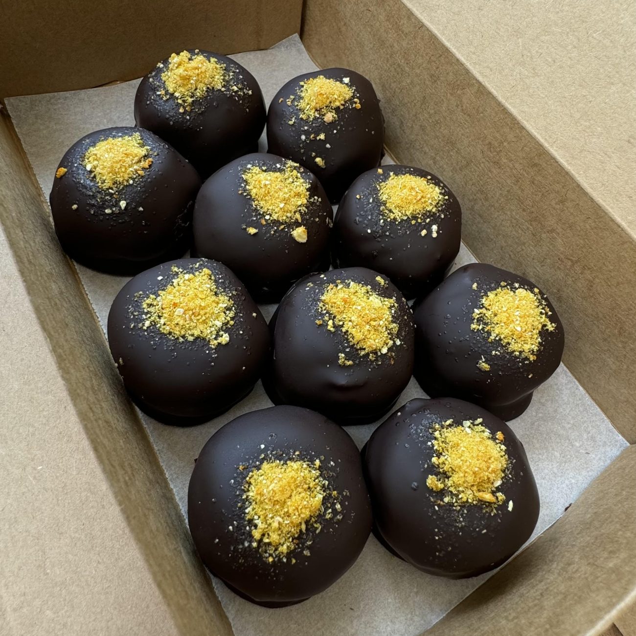 Home - El's Big Juicy Balls